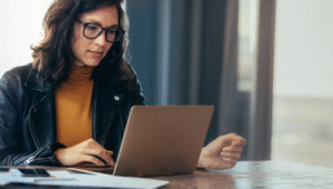 How to Stop Your Laptop from Randomly Shutting Down - Solsfy